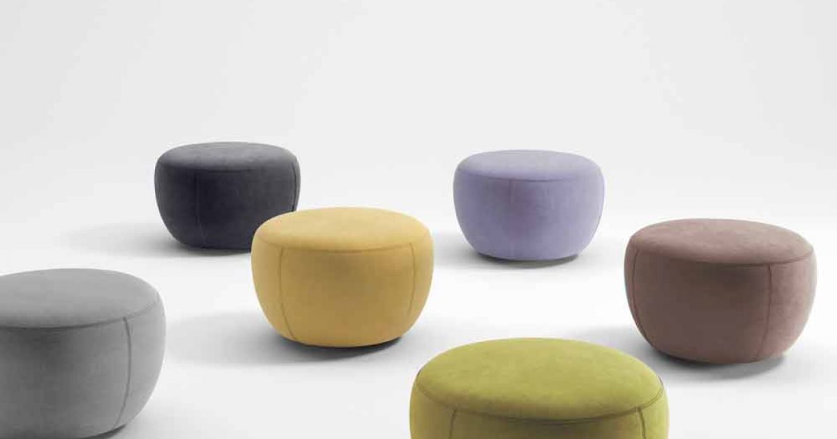 Pouf de salon rond rembourré et couvert fabriqué en Italie